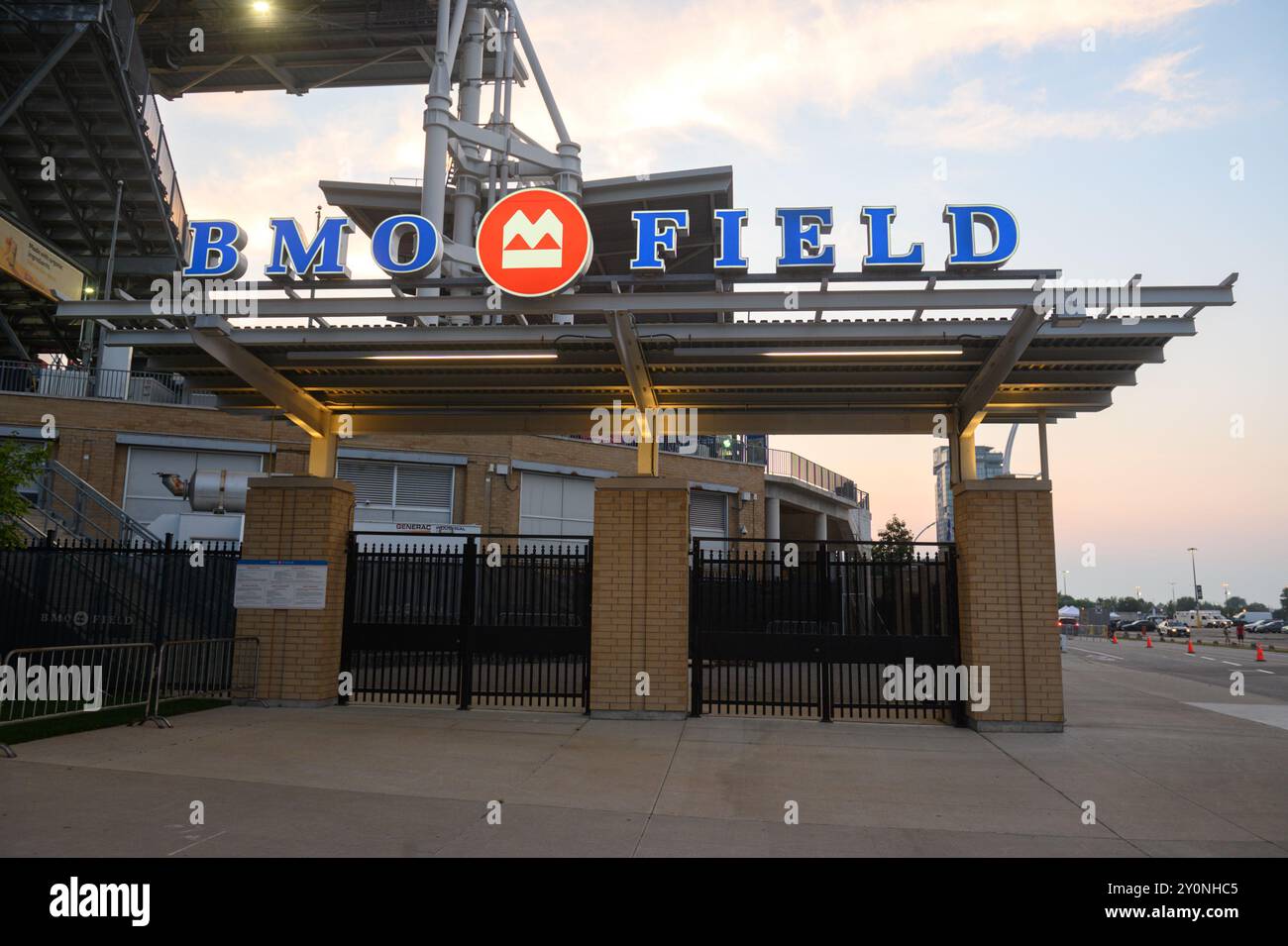 Bmo field toronto exterior hi-res stock photography and images - Alamy