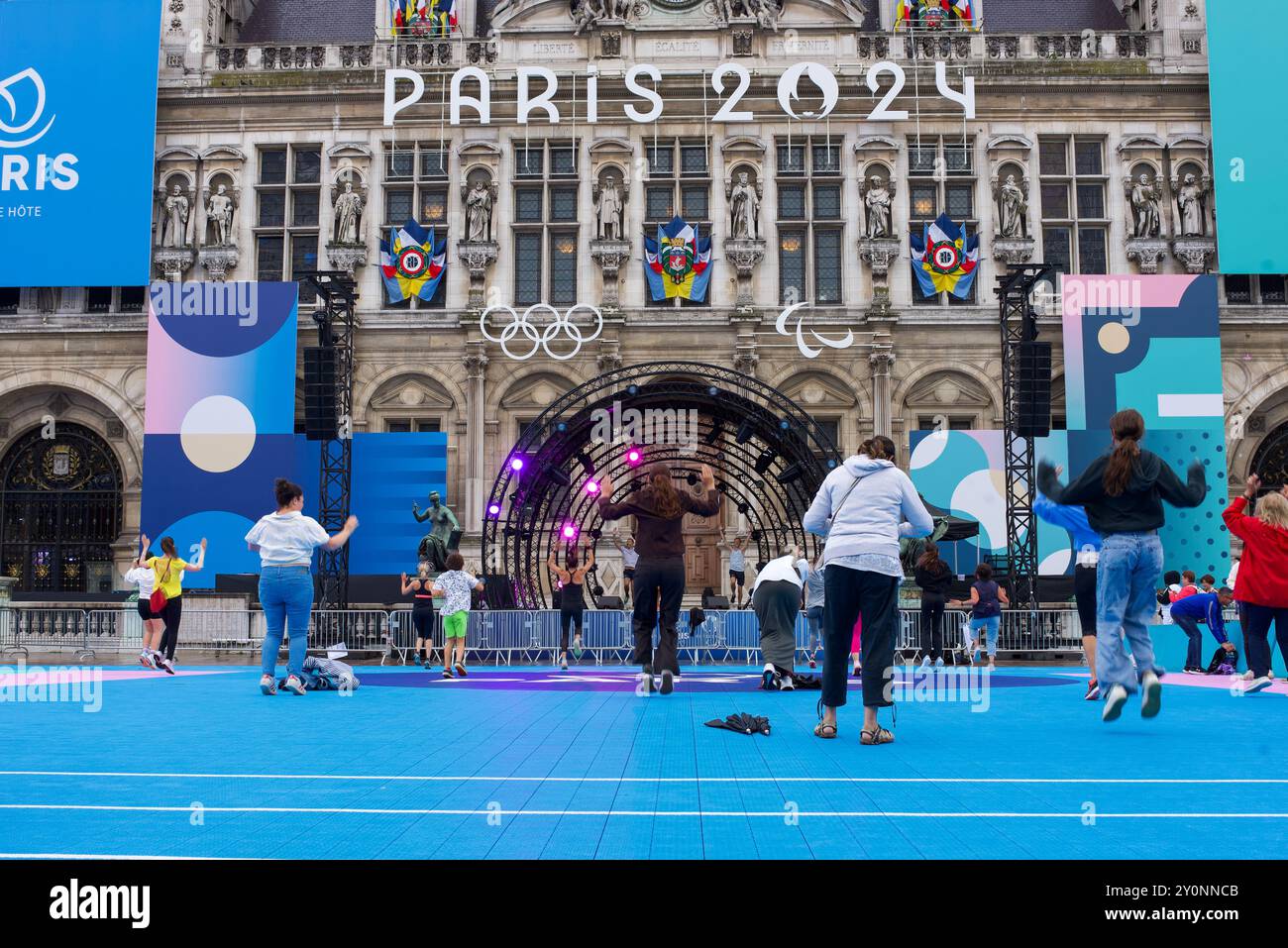 The paris 2024 olympic and paralympic games hi-res stock photography ...