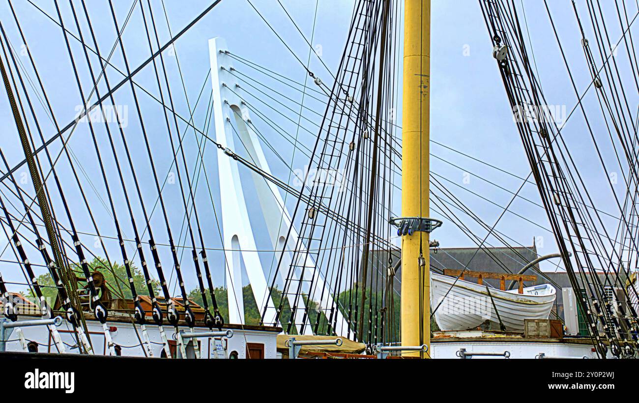 Glasgow, Scotland, UK. 3rd September, 2024. The new bridge "The Govan ...