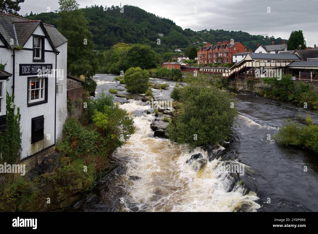 The River Dee at Llangollen in North Wales. The river starts at Dduallt ...