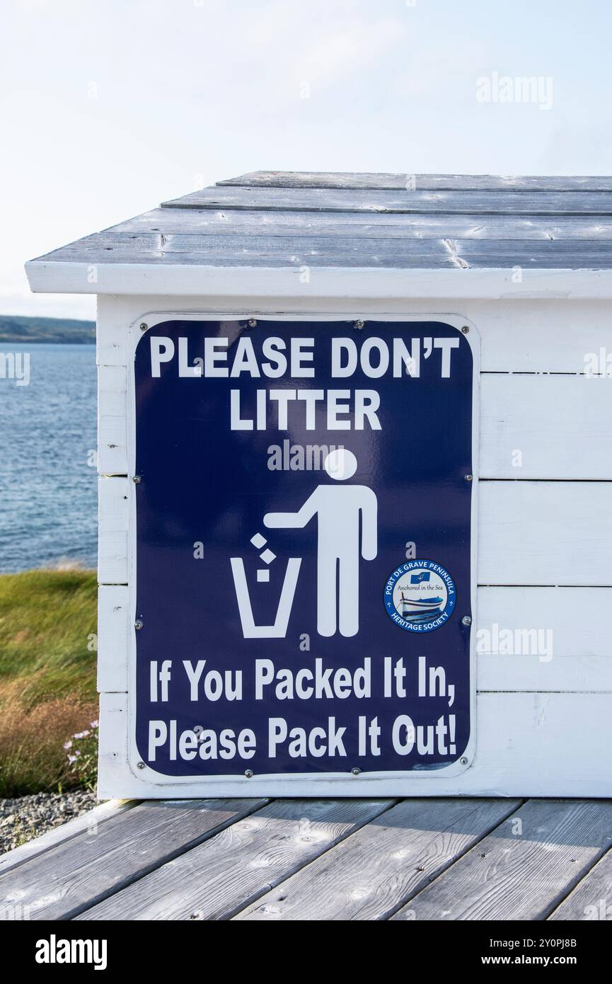 Please don't litter sign at Green Point Lighthouse in Port de Grave ...