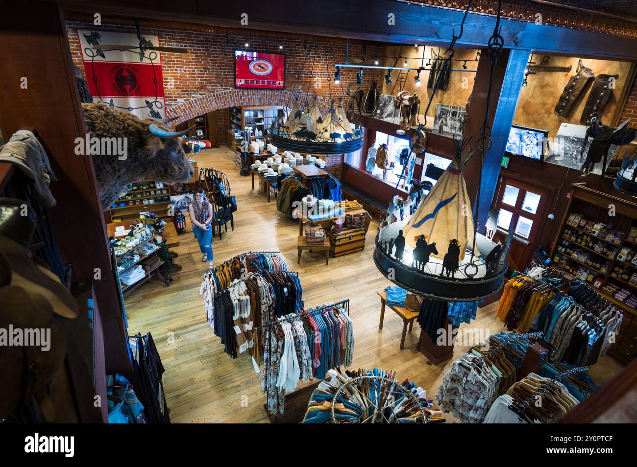 The Hamlet & Co custom saddle makers and leather works. Pendleton OR ...