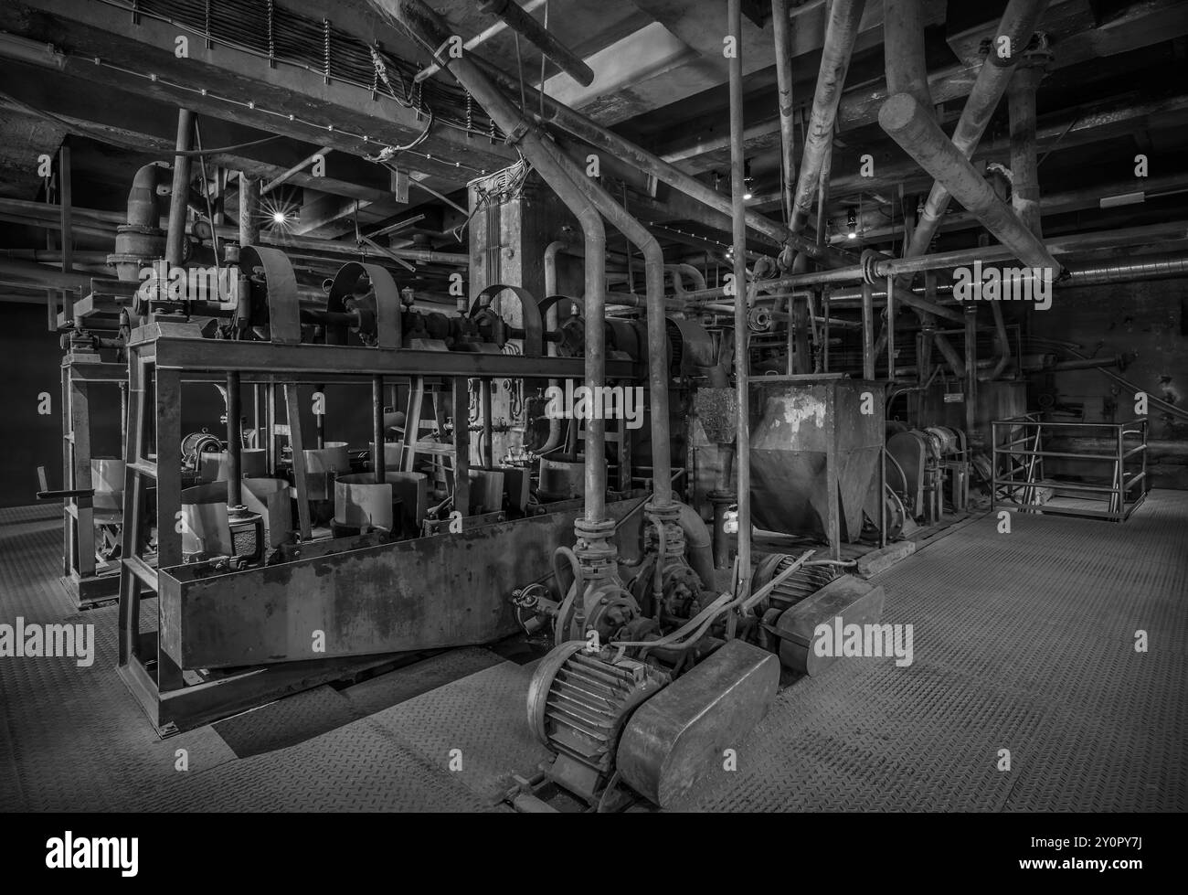 historic machinery of a abandoned mining site Stock Photo - Alamy