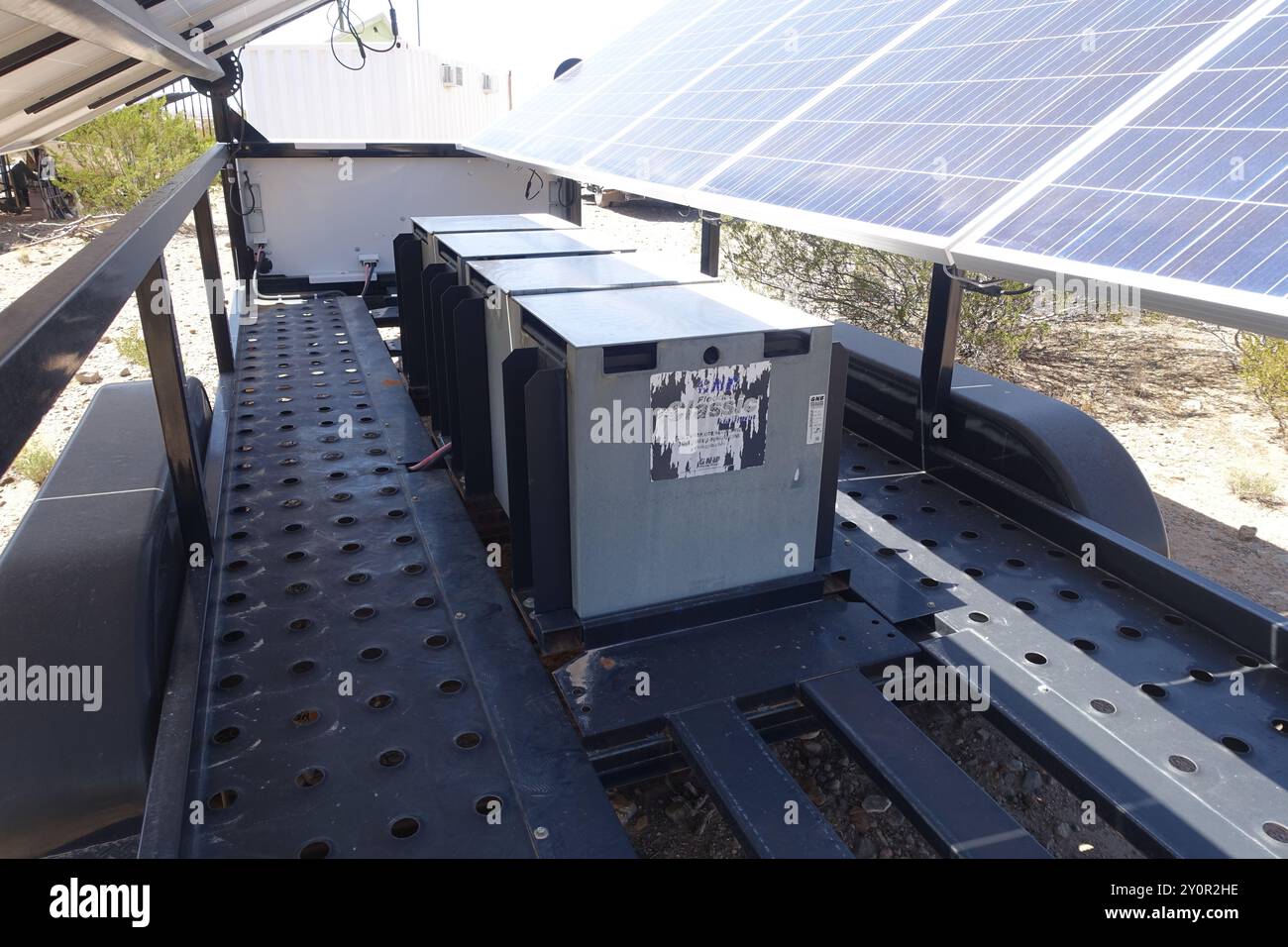DC solar off grid power trailer from Government Auction Stock Photo - Alamy