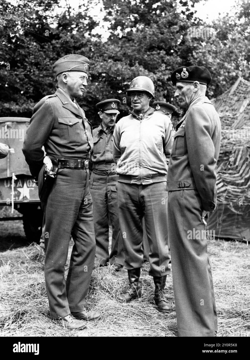Patton with general montgomery hi-res stock photography and images - Alamy