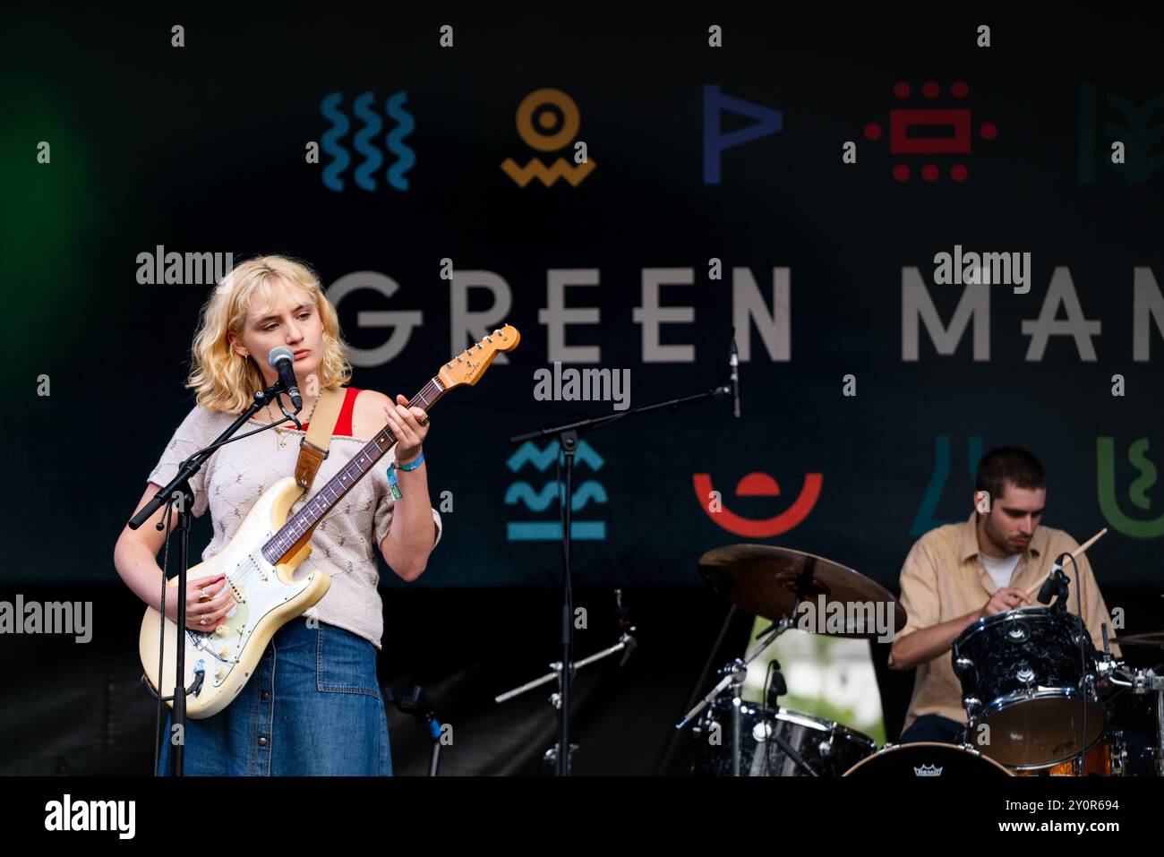 LADYLIKE, CONCERT, 2024: Lead singer and guitarist Georgia Butler of ...