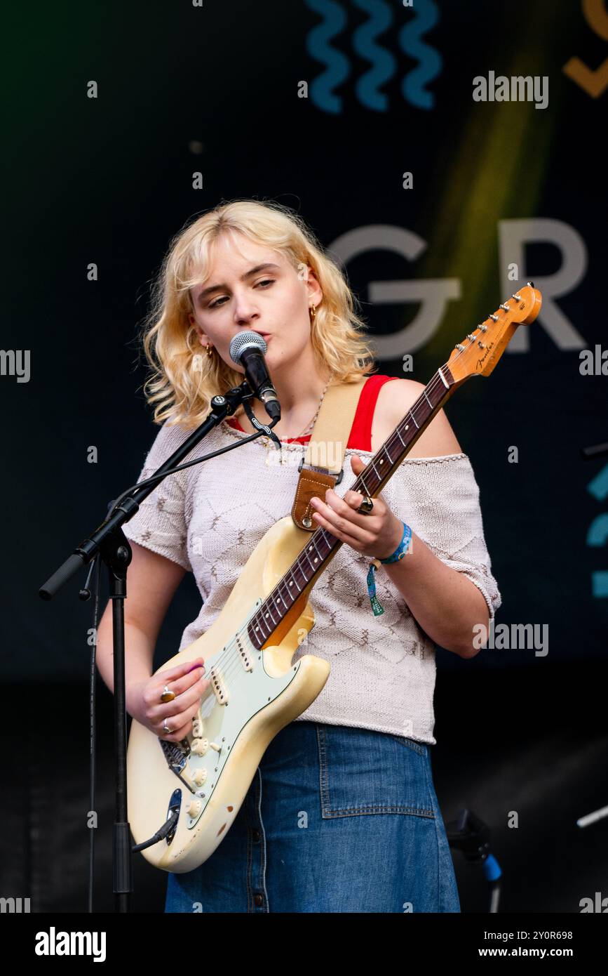 Ladylike band hi-res stock photography and images - Alamy