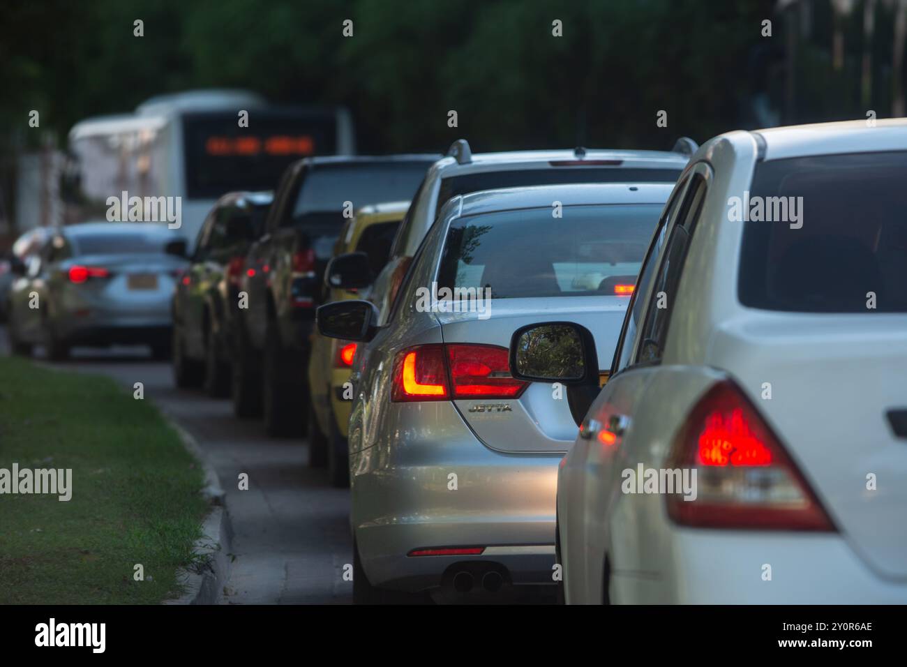 Congestion ciudad urbana hi-res stock photography and images - Alamy