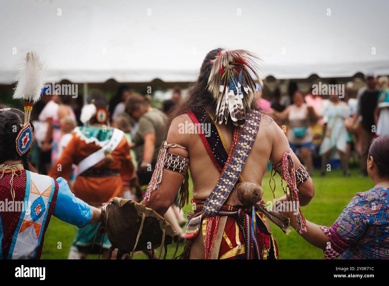 Powwow hi-res stock photography and images - Alamy