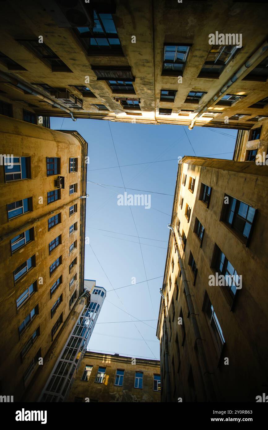 Saint petersburg russia perspective view hi-res stock photography and ...