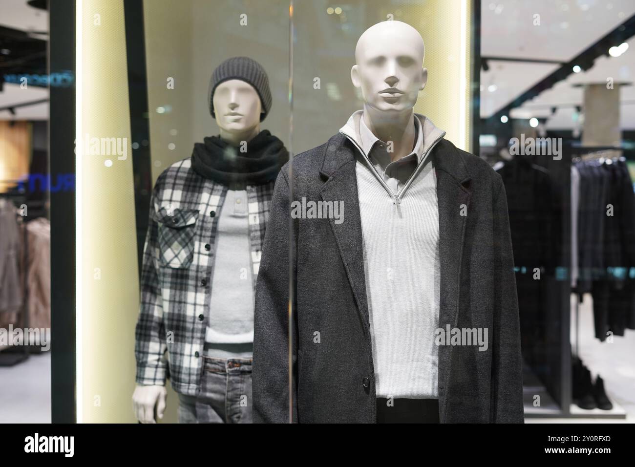 Streetwear mannequin display hi-res stock photography and images - Alamy