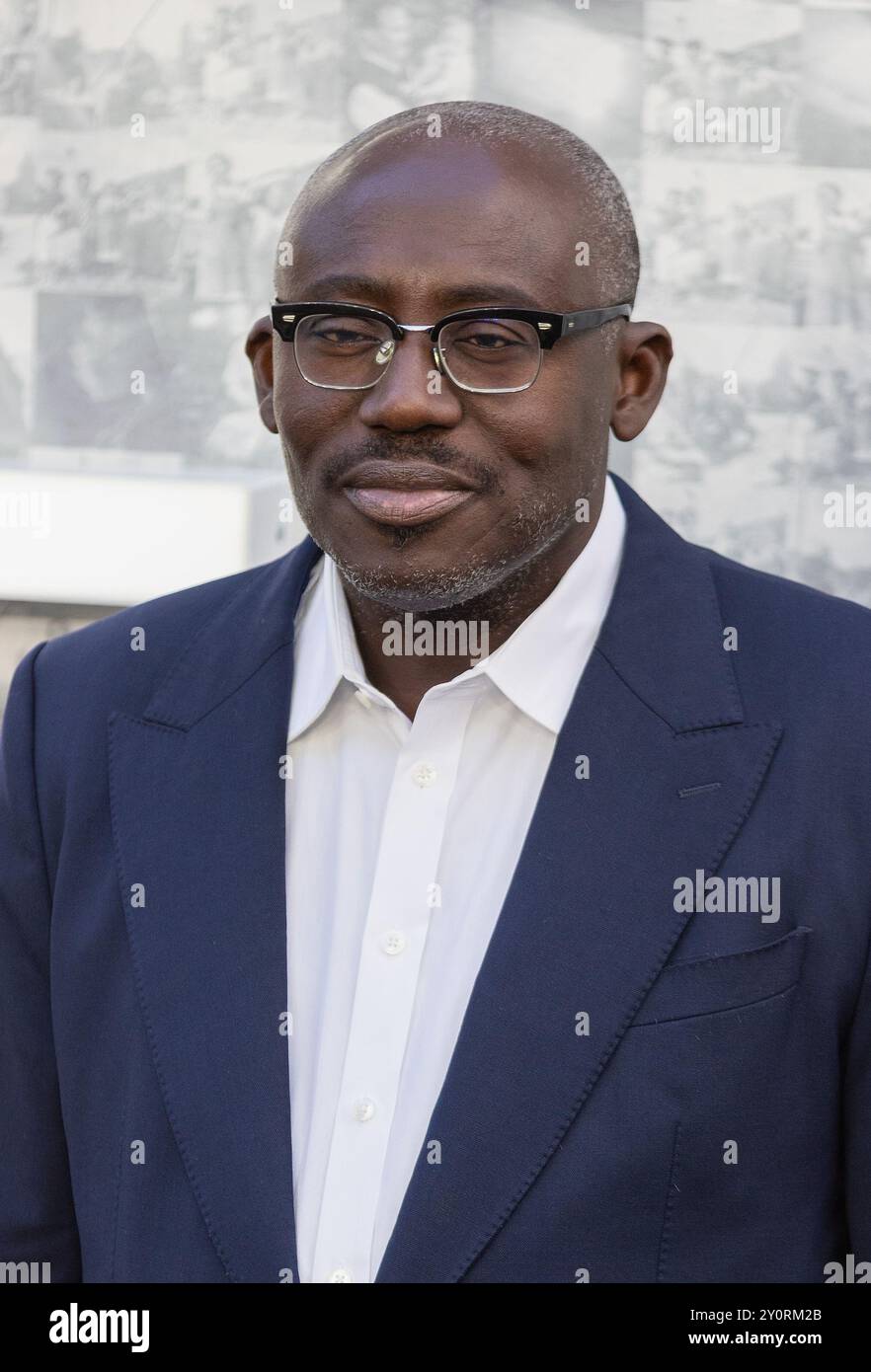 Former editor british vogue hi-res stock photography and images - Alamy