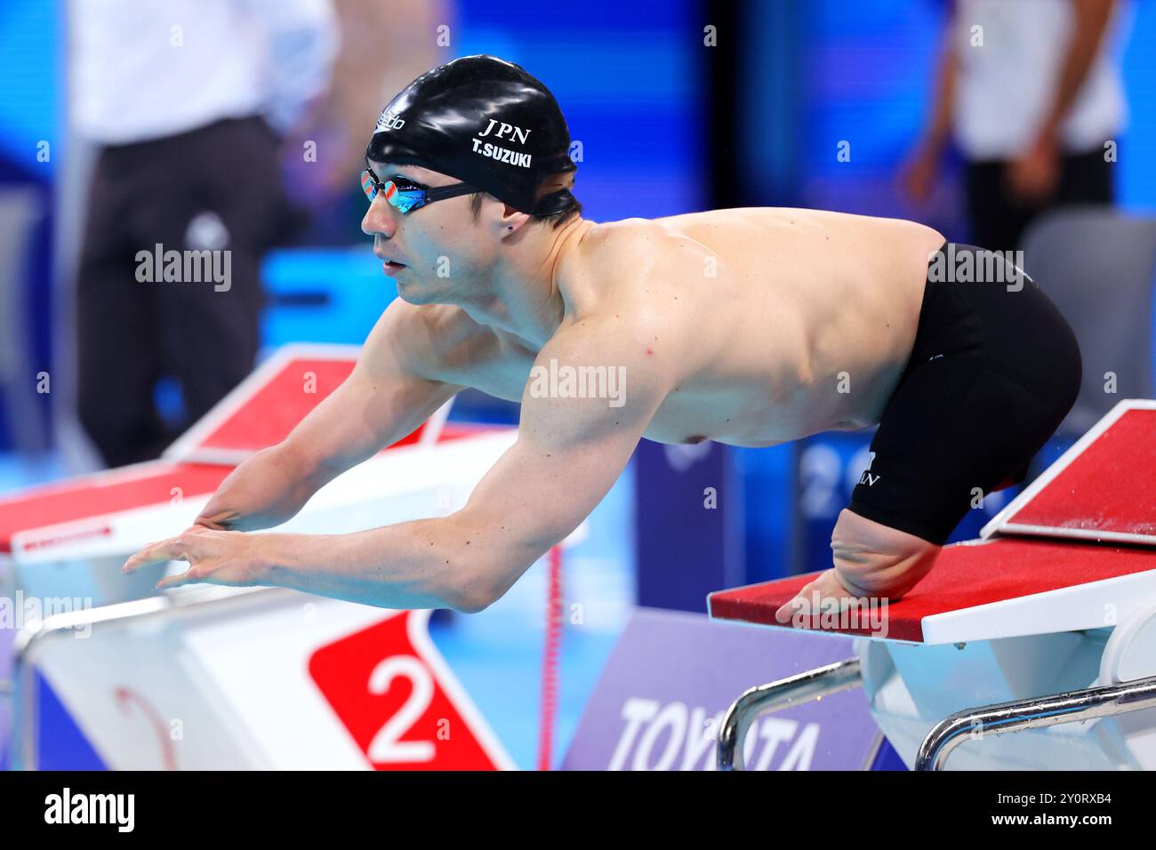 Mens 200m freestyle final hi-res stock photography and images - Alamy