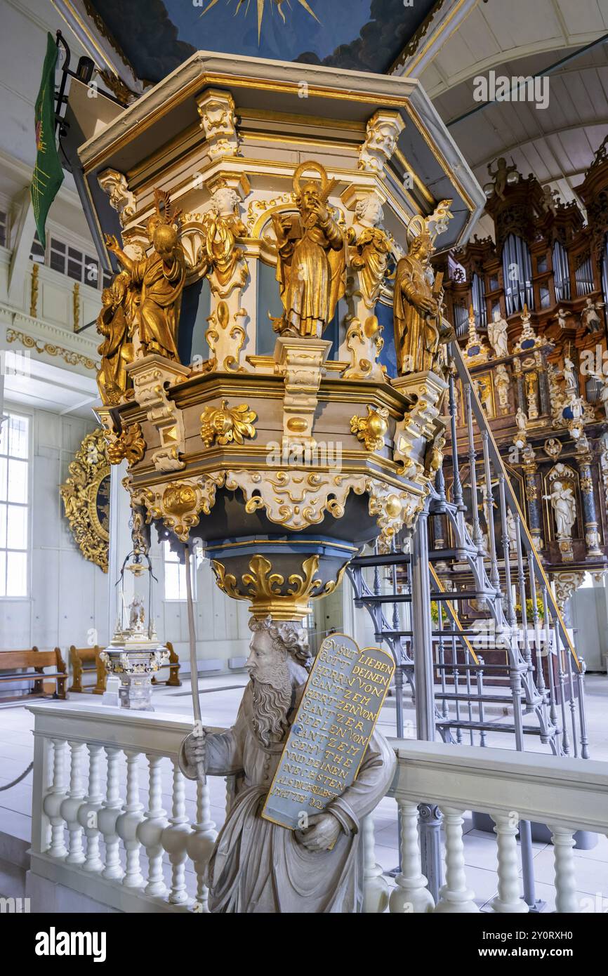 The Protestant-Lutheran Marktkirche zum Heiligen Geist is the historic ...