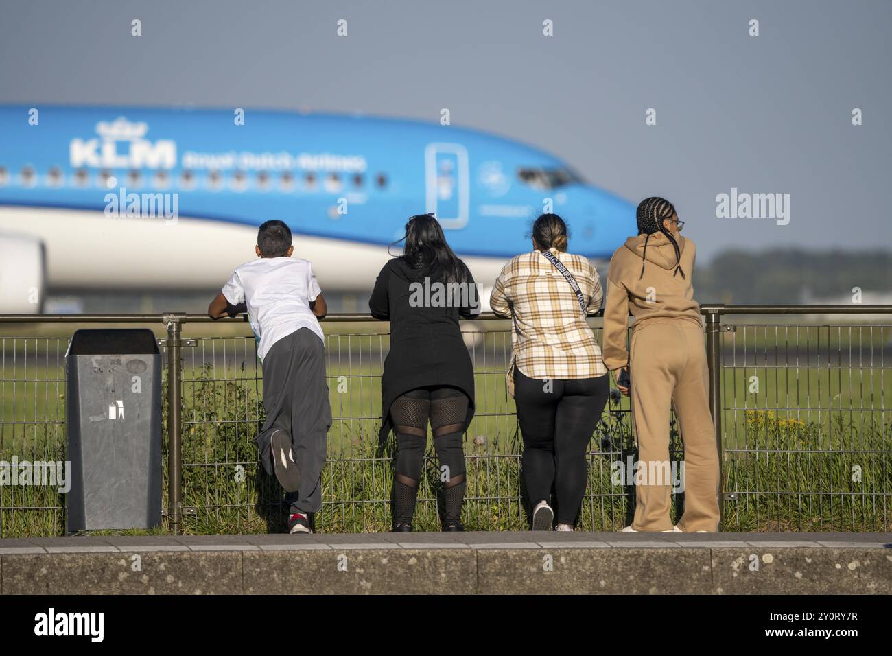 Aviation observation spot hi-res stock photography and images - Alamy