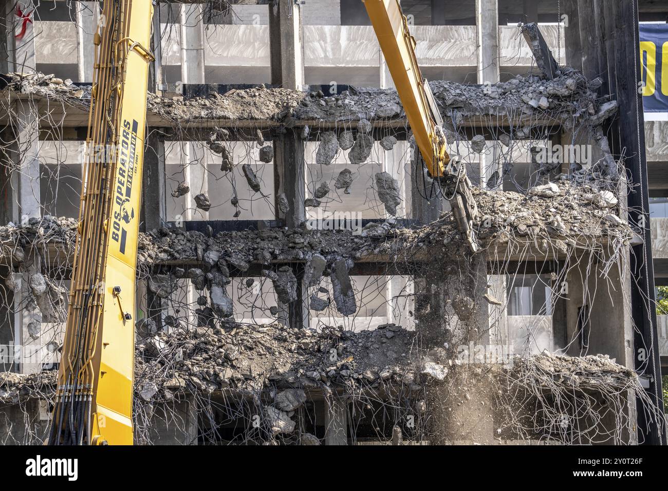 Construction site on Haroldstrasse, demolition of a former office ...