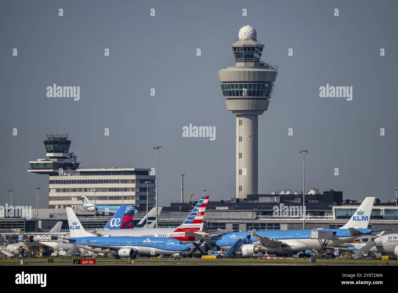 Aircraft at Amsterdam Schiphol Airport, taxiway, apron, air traffic ...
