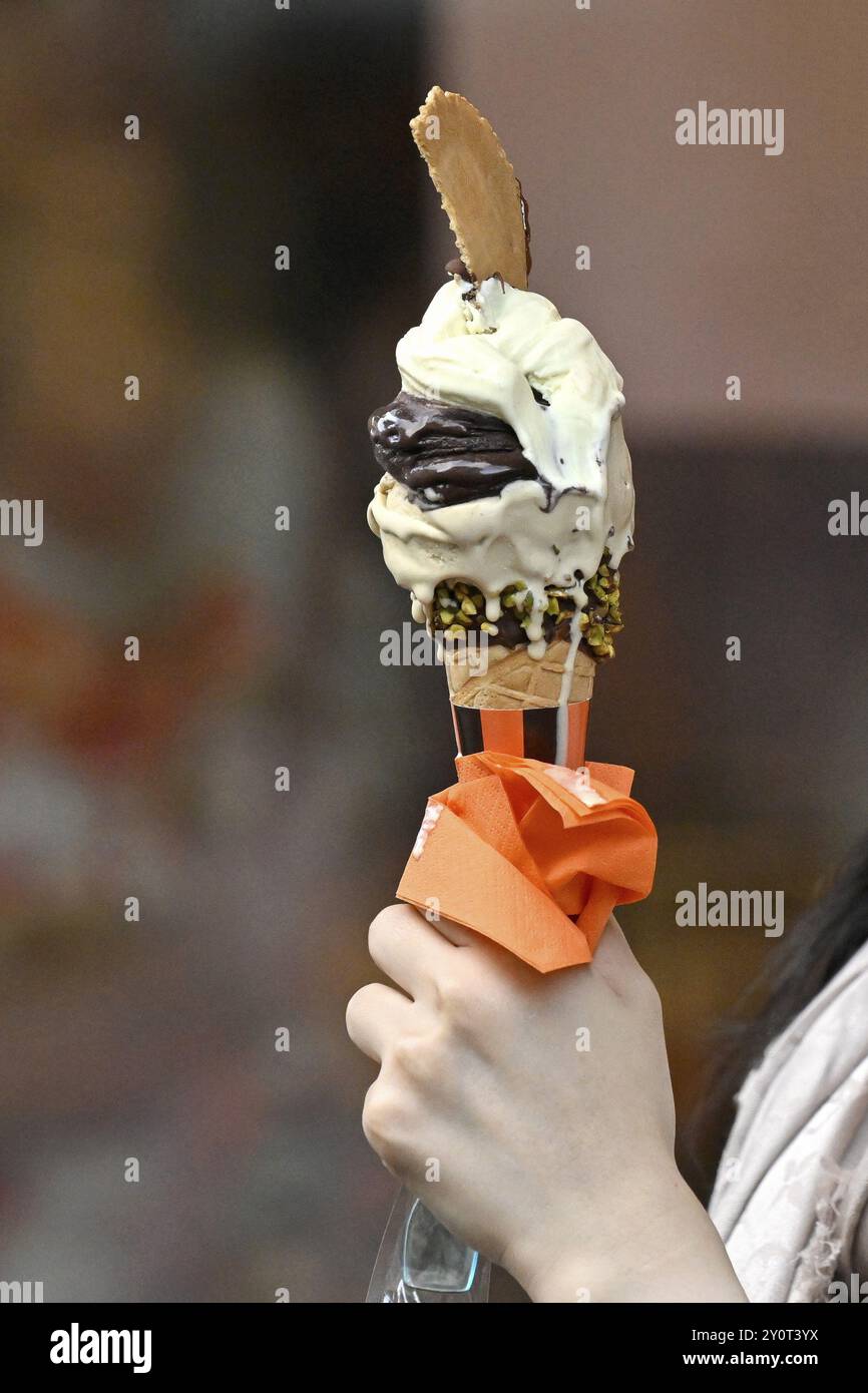 Vanilla ice cream cone Stock Photo - Alamy