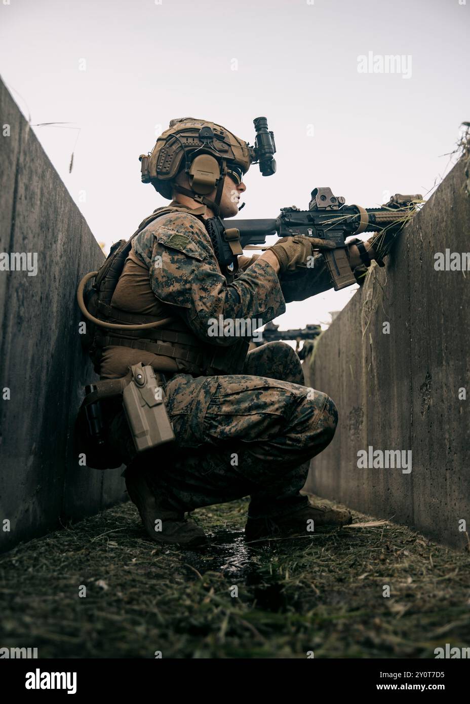 A U.S. Marine assigned to Reconnaissance Company, 15th Marine ...