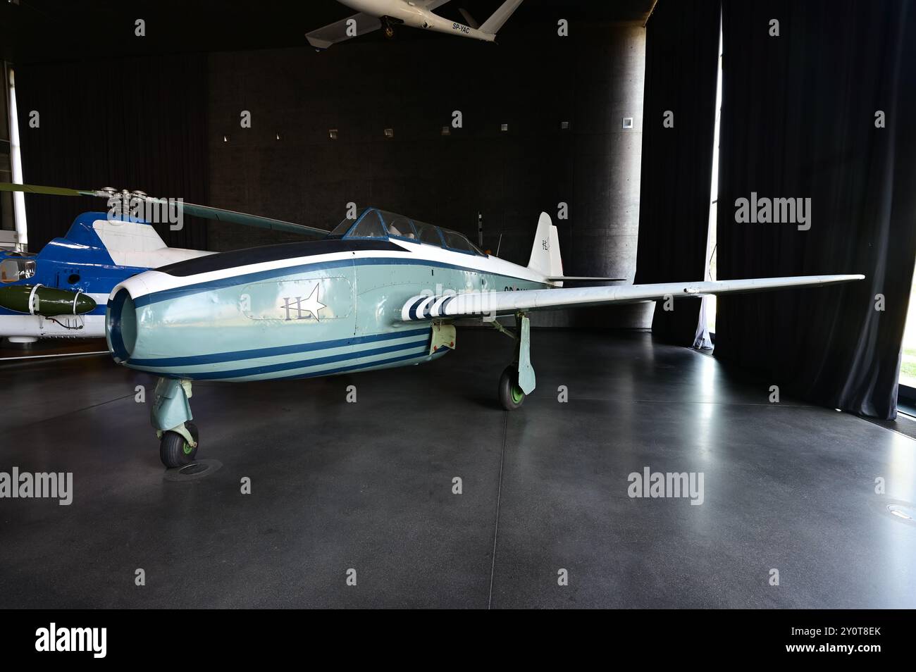 Yak 17 hi-res stock photography and images - Alamy