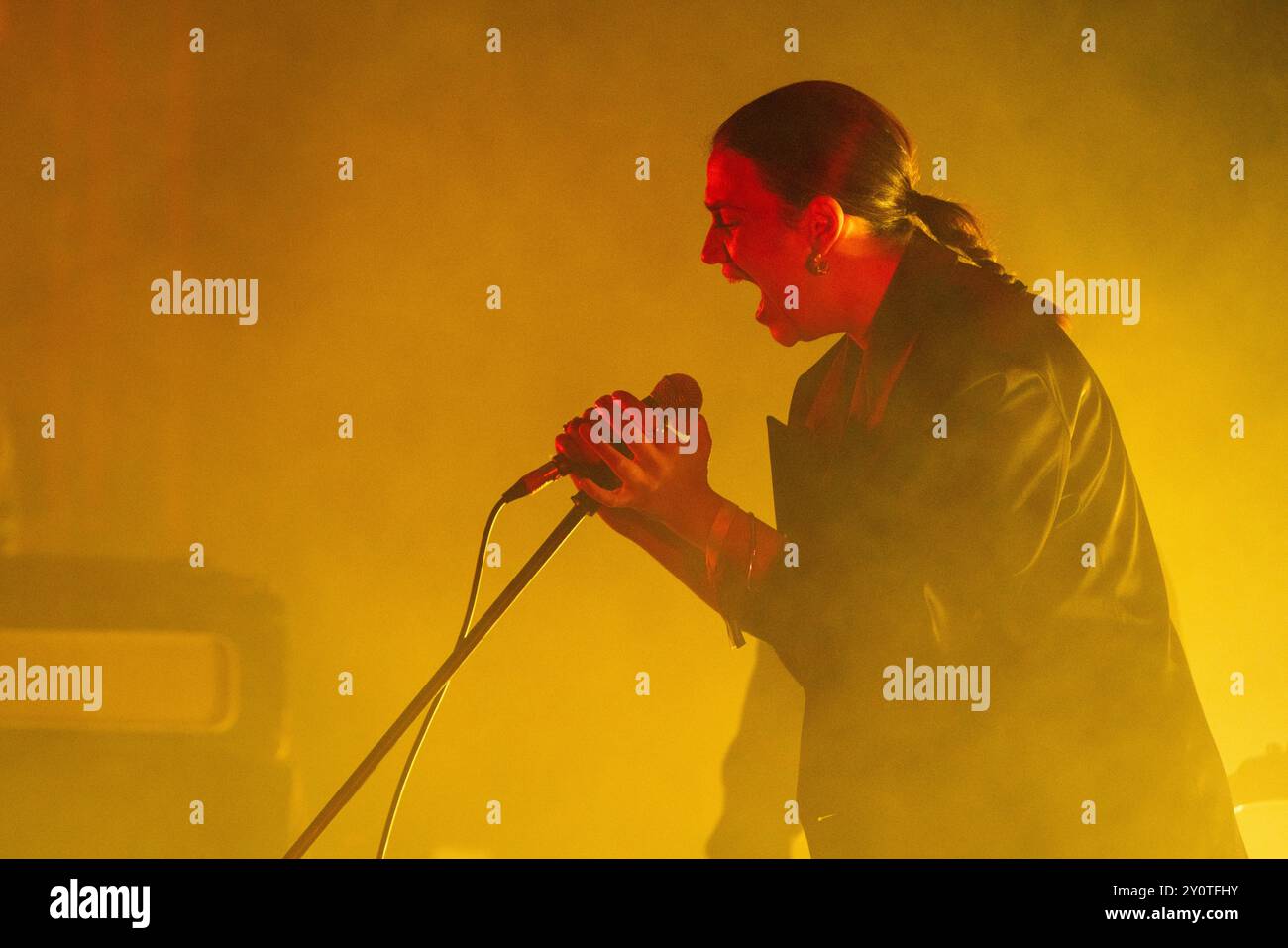 NADINE SHAH, CONCERT, 2024: The singer Nadine Shah plays the Far Out ...