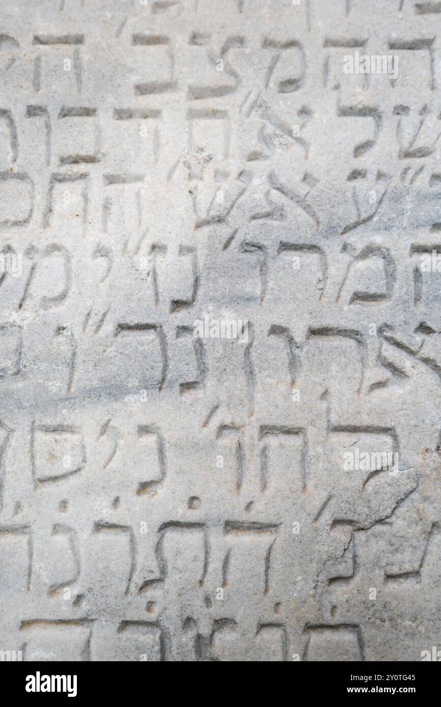 God religion stone temple hi-res stock photography and images - Alamy