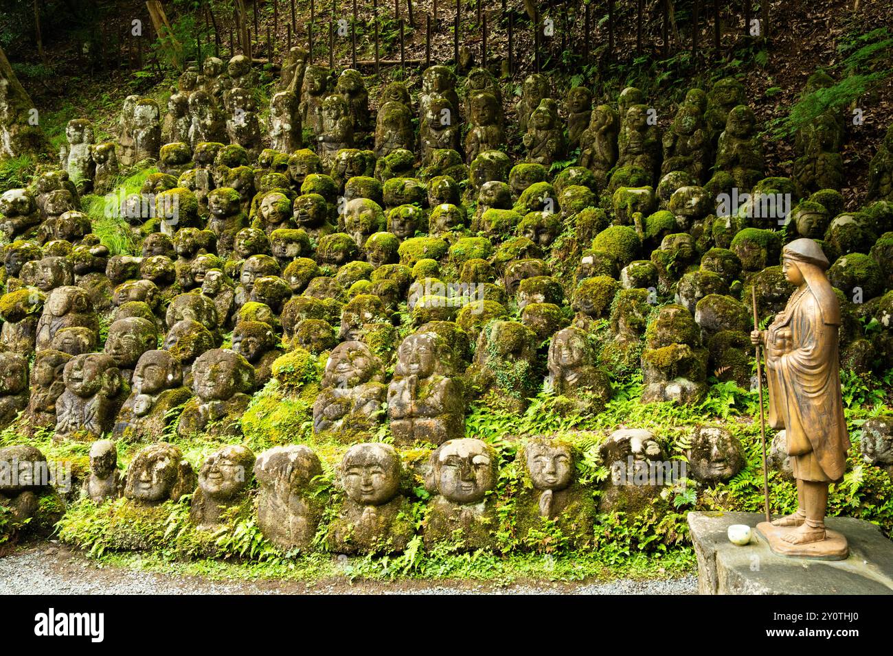 Otagi Nenbutsuji Temple in Arashiyama, Kyoto, Japan Stock Photo - Alamy