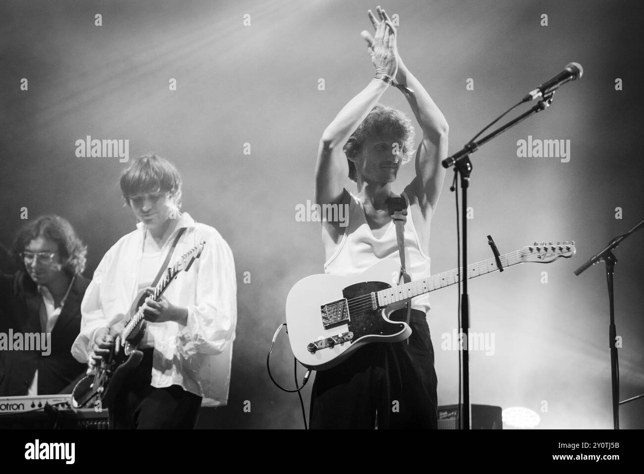 ORACLE SISTERS, CONCERT, 2024: Christopher Willatt from the band Oracle ...