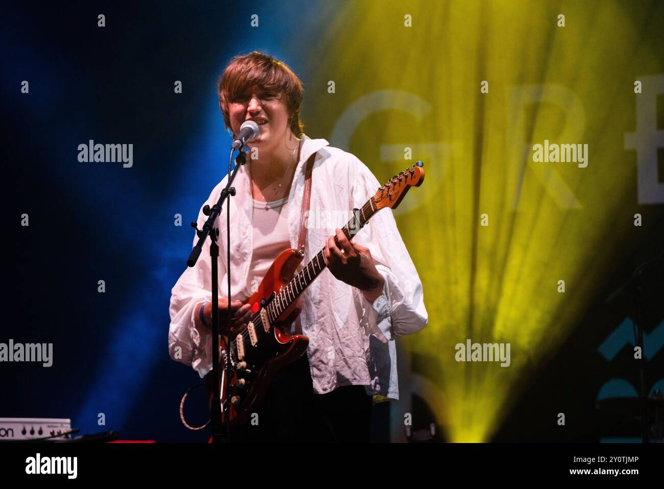 ORACLE SISTERS, CONCERT, 2024: Lewis Lazar from the band Oracle Sisters ...