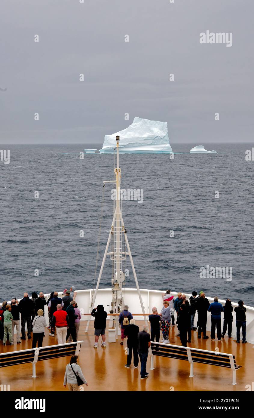 Passengers hi res hi-res stock photography and images - Alamy