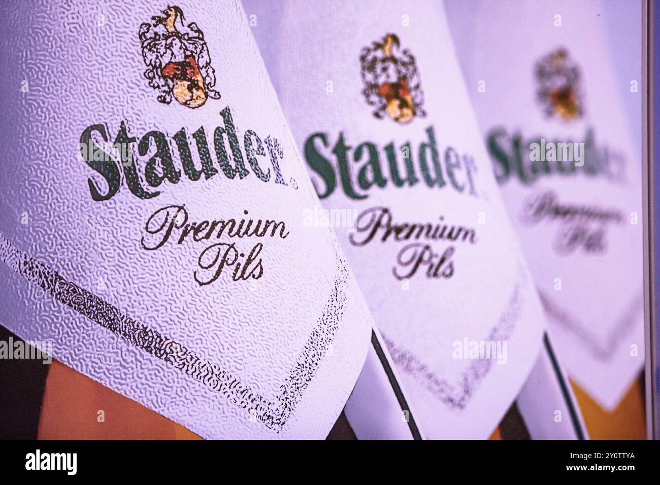 Stauder pils hi-res stock photography and images - Alamy