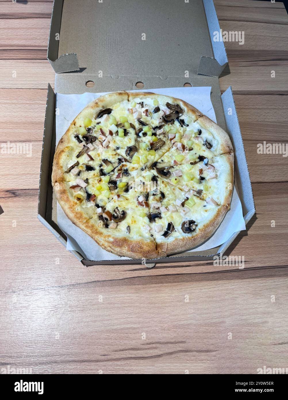 Pizza no meat whole hi-res stock photography and images - Alamy
