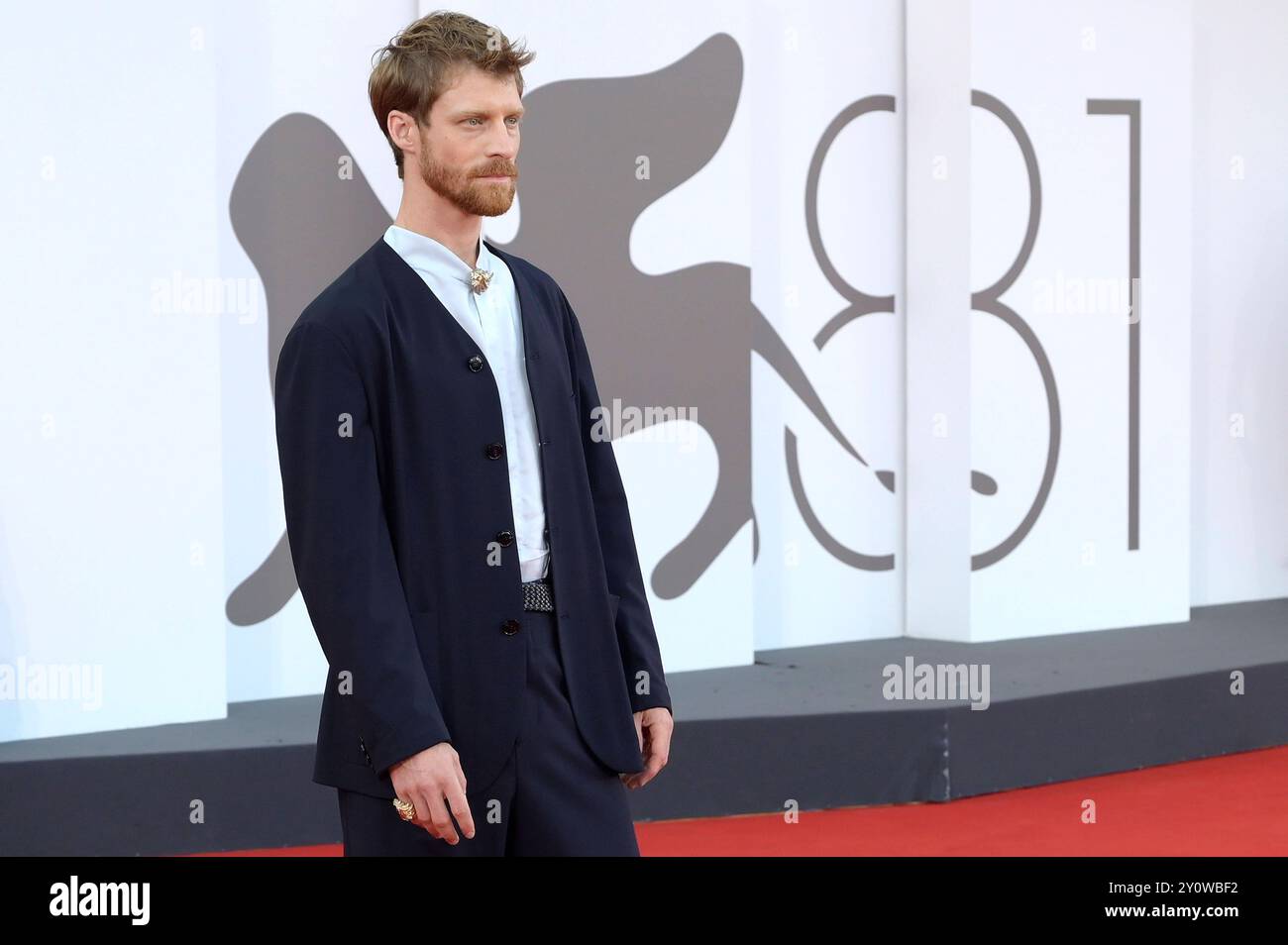 Colin Bates bei der Premiere des Kinofilms Queer auf der Biennale di ...