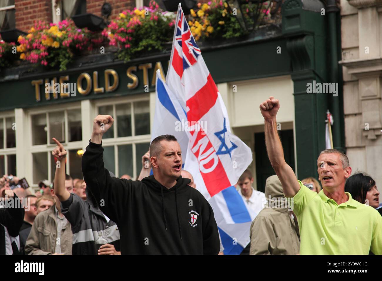 The English National Alliance and English Defence League (EDL) marched ...