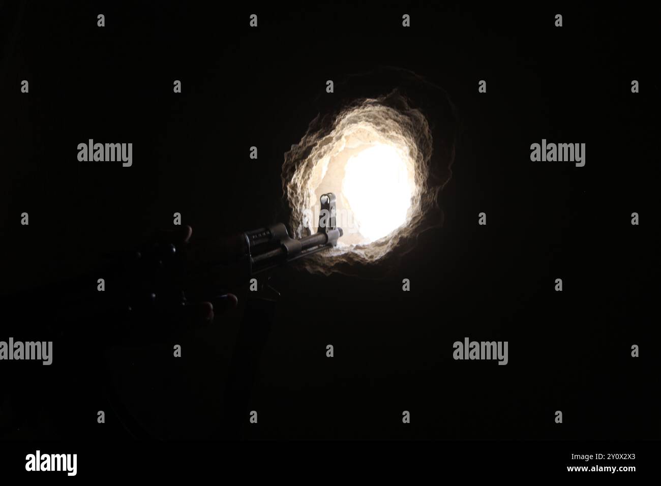 Syrian female rebels fighting the Syrian army in Aleppo. These fighters ...