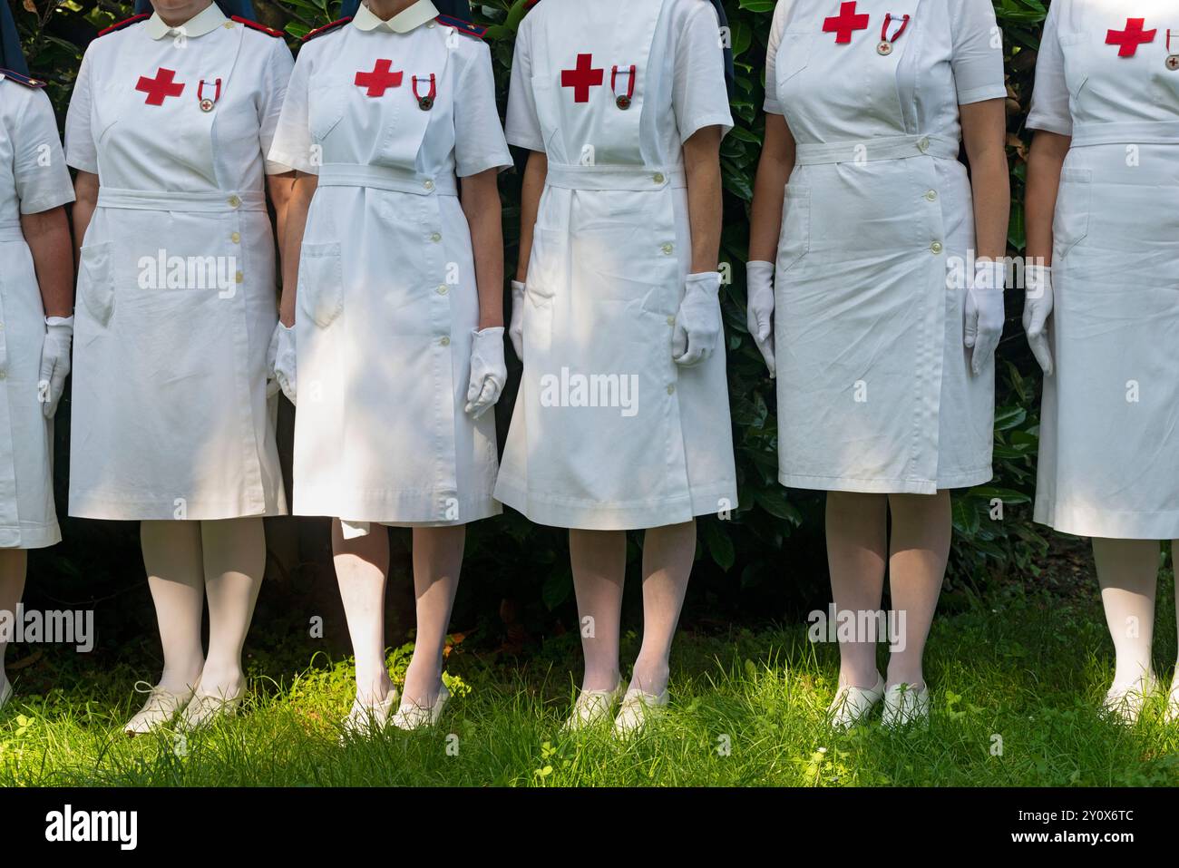 Italian red cross uniform hi-res stock photography and images - Alamy