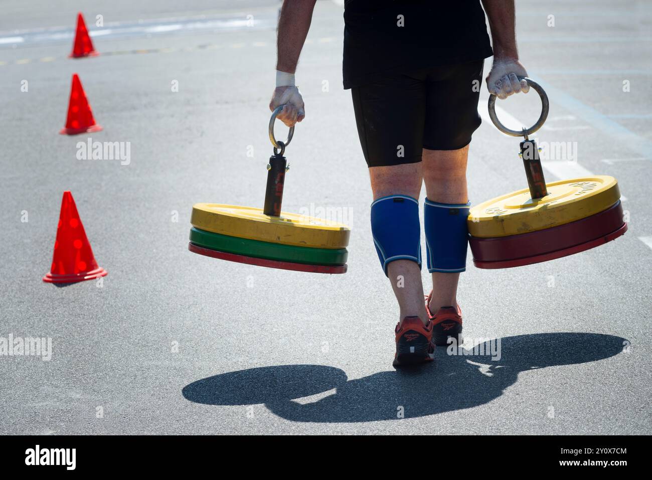 Talent weight hi-res stock photography and images - Alamy