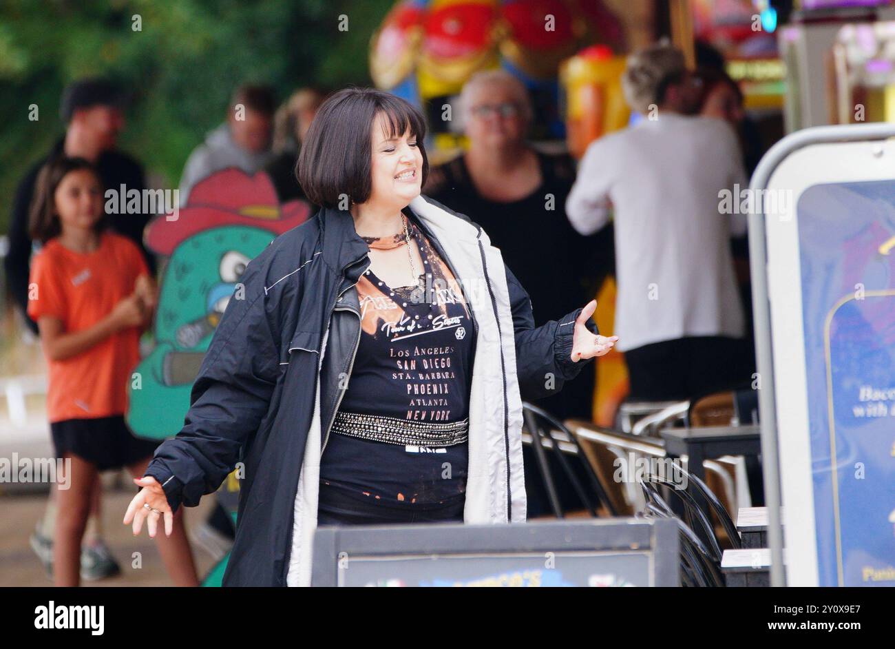 Ruth Jones, who plays Nessa Jenkins during filming for the Gavin and ...