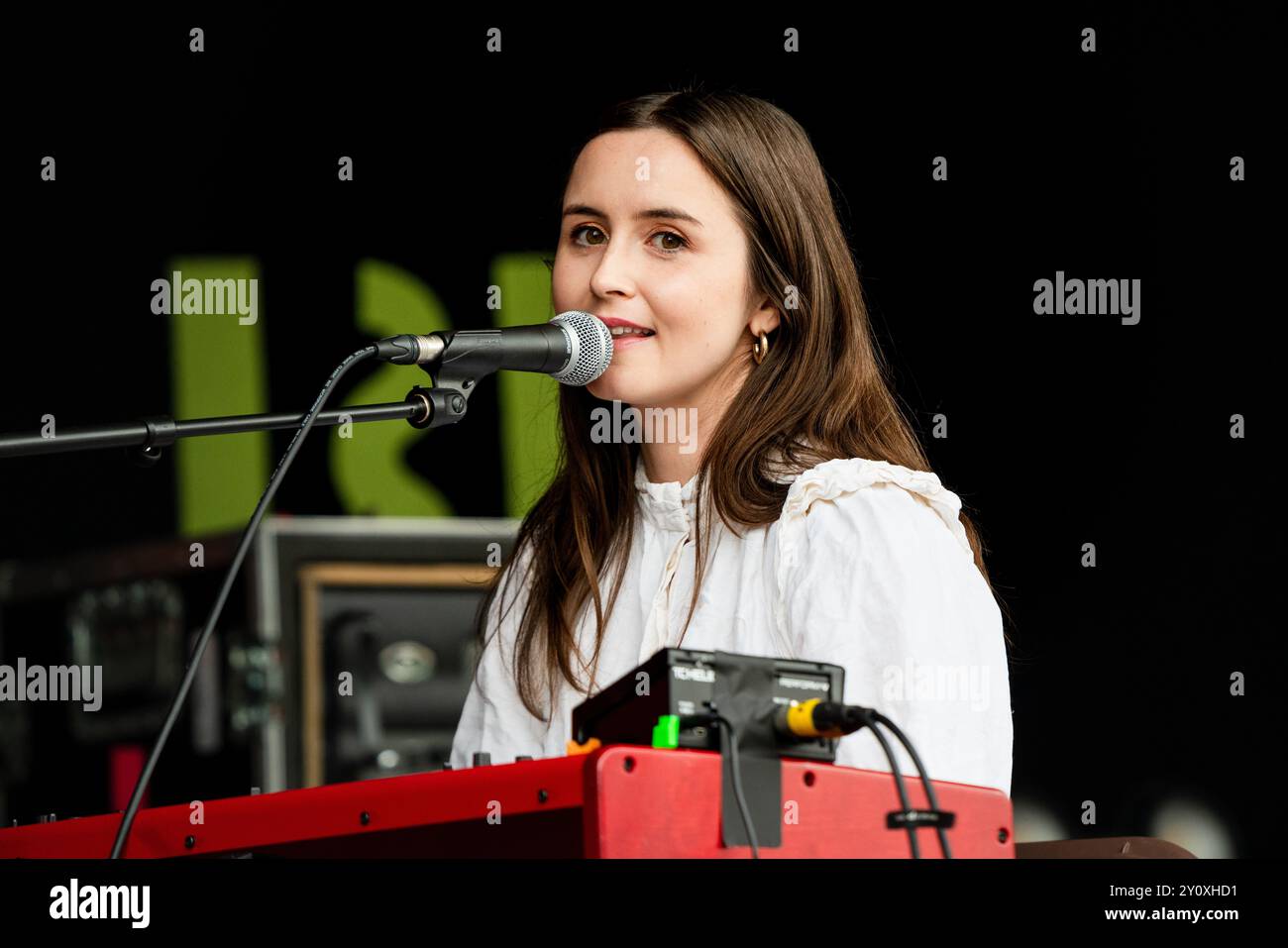 RACHAEL LAVELLE, CONCERT, 2024: Rachael Lavelle plays the Walled Garden ...