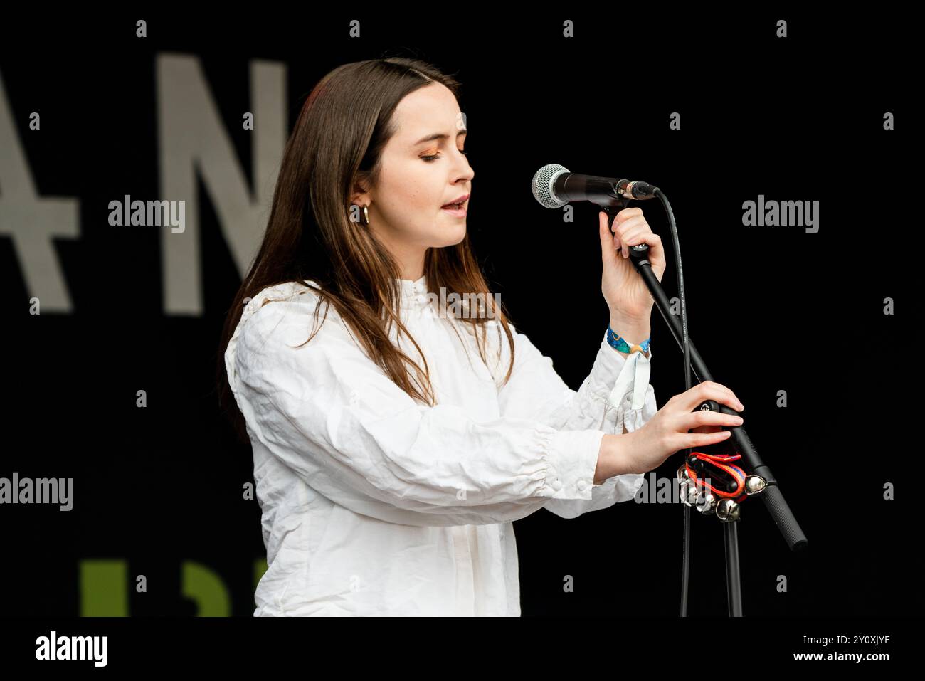 RACHAEL LAVELLE, CONCERT, 2024: Rachael Lavelle plays the Walled Garden ...