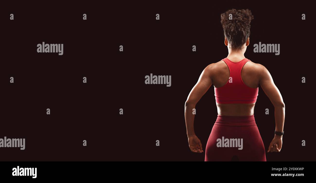 Woman fitness model demonstrating her strong back Stock Photo - Alamy