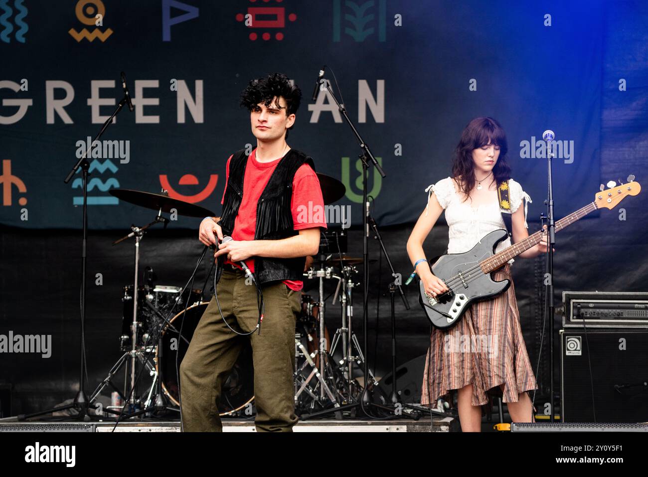SLATE, CONCERT, 2024: Singer Jack Shephard singer and Lauren Edwards ...