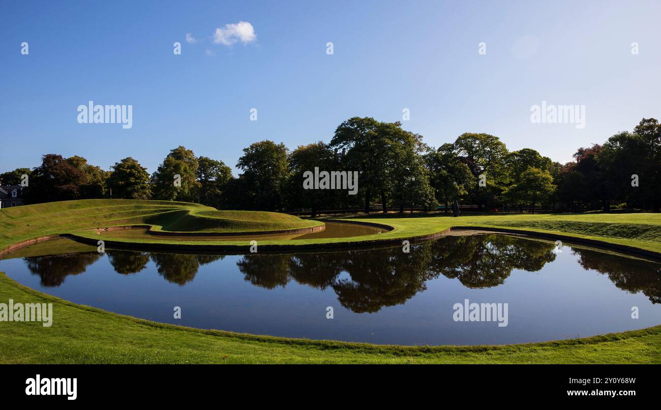 Edinburgh, Scotland, UK. 4 September 2024. Calm cool weather with ...