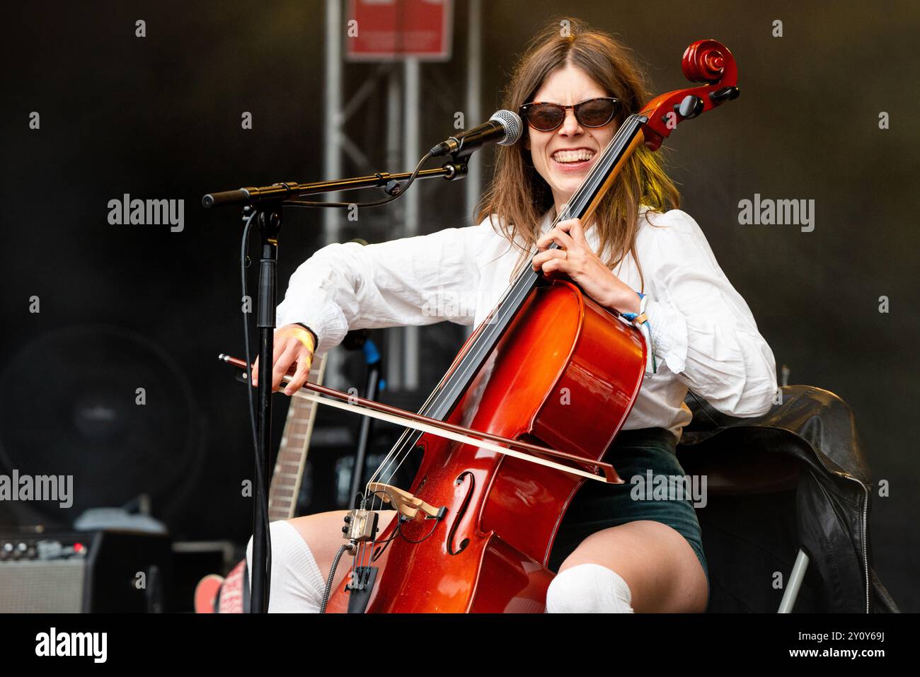 THE NEW EVES, CONCERT, 2024: Nina Winder-Lind from the band The New ...
