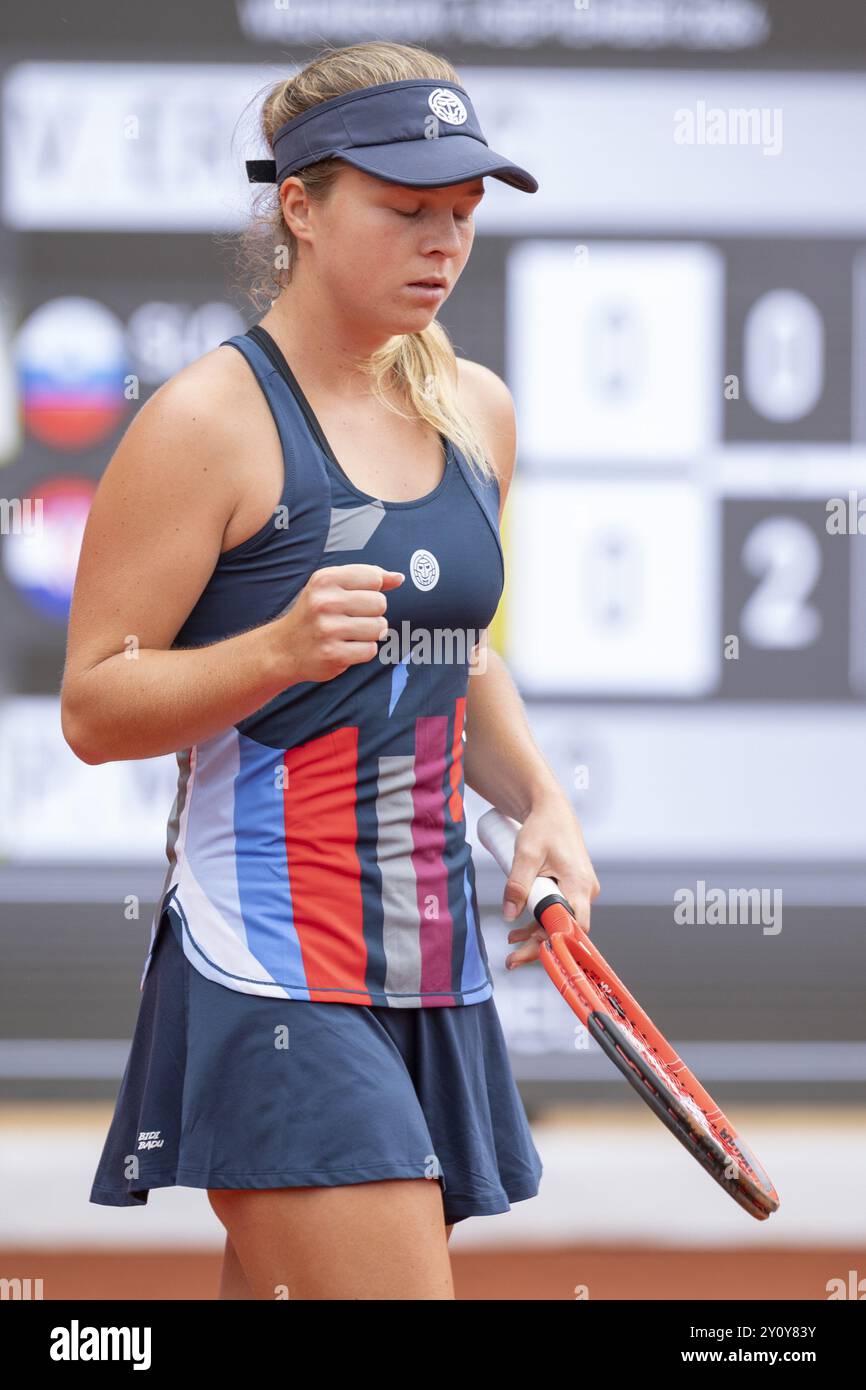 Montreux Switzerland, 09 04 2024: Veronika Erjavec (SLO) vs Petra ...