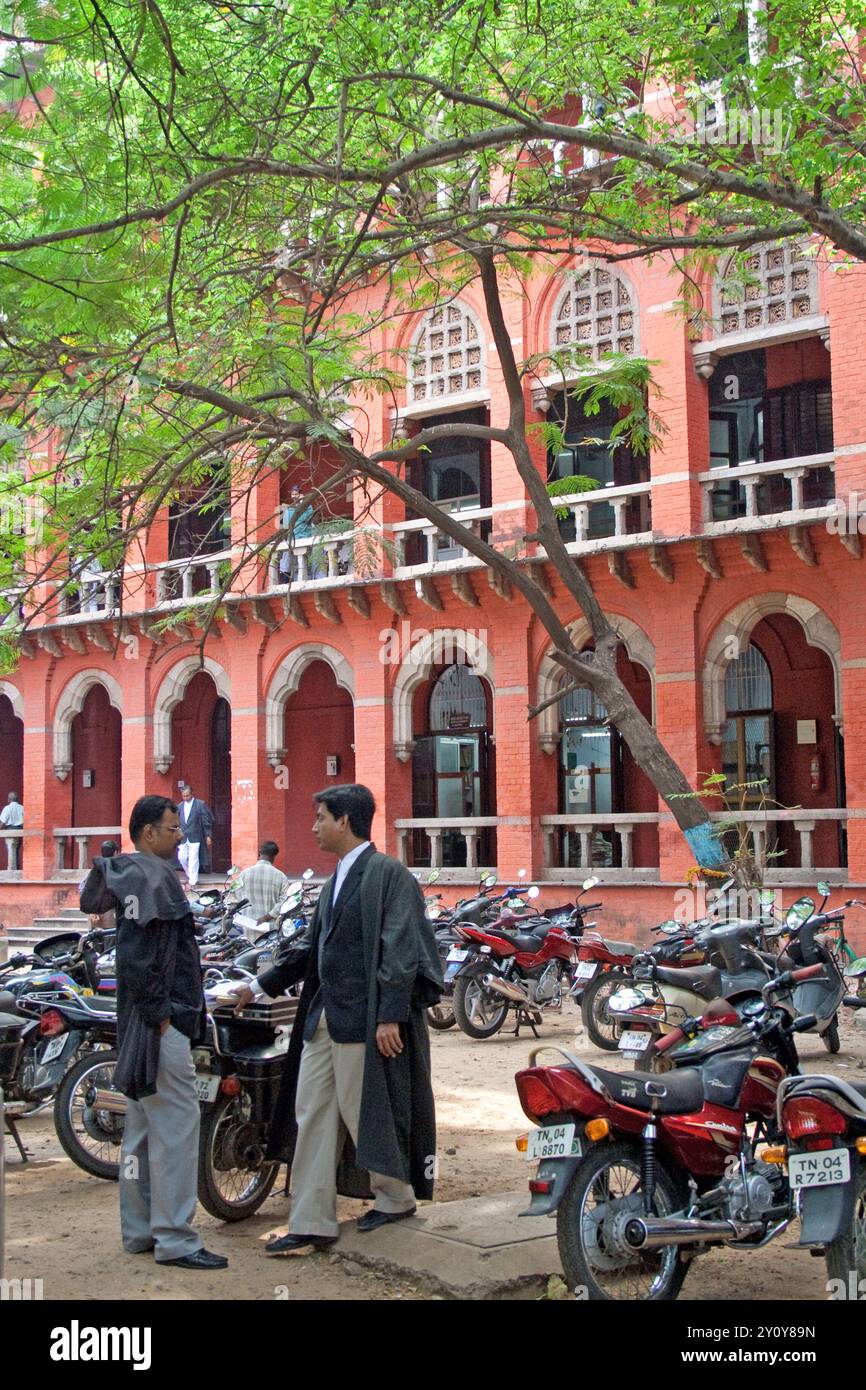 Main Building and Car (Motorbike) Park, Madras/Chennai High Court ...