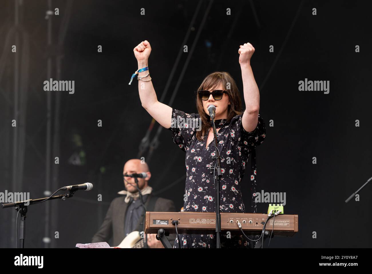 THE WAEVE, CONCERT, 2024: Rose Elinor Dougall of the band The Waeve ...