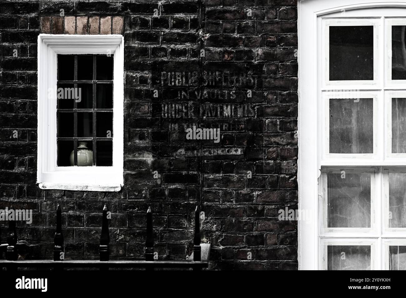 Ww2 shelter sign hi-res stock photography and images - Alamy
