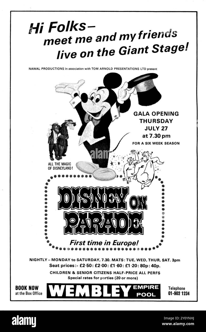 Disney on parade hi-res stock photography and images - Alamy