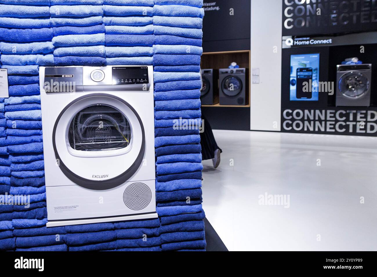 Berlin, Germany. 04th Sep, 2024. Washing machines and towels are on ...